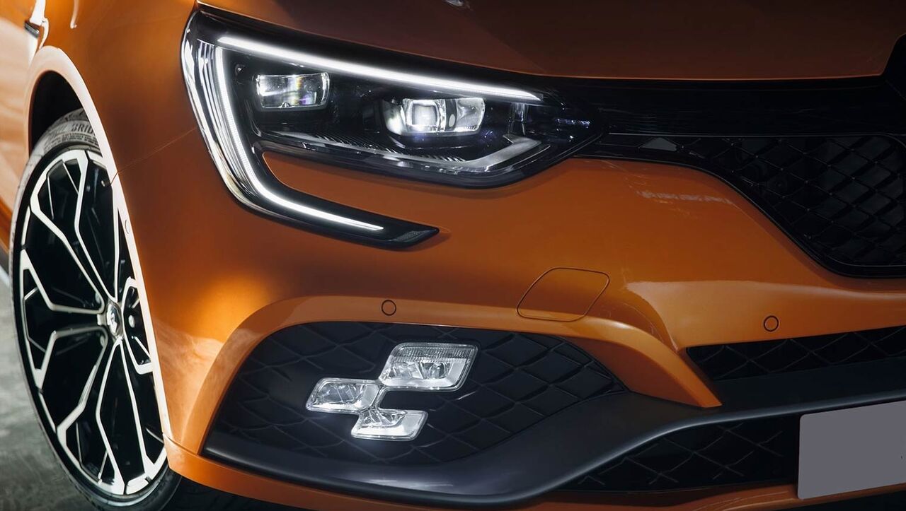 Dimlicht, stadslicht, grootlicht en mistlicht: zo zit het. Alles over ...