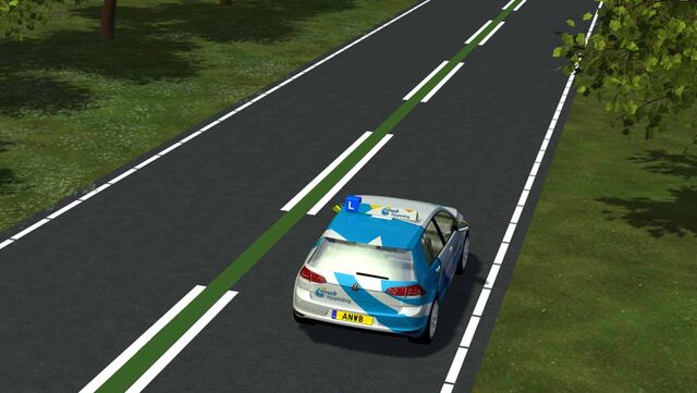 Strepen op de weg, wat betekenen ze? | ANWB