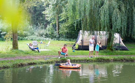 Campings met grote staanplaatsen | Bekijk onze campingtips | ANWB